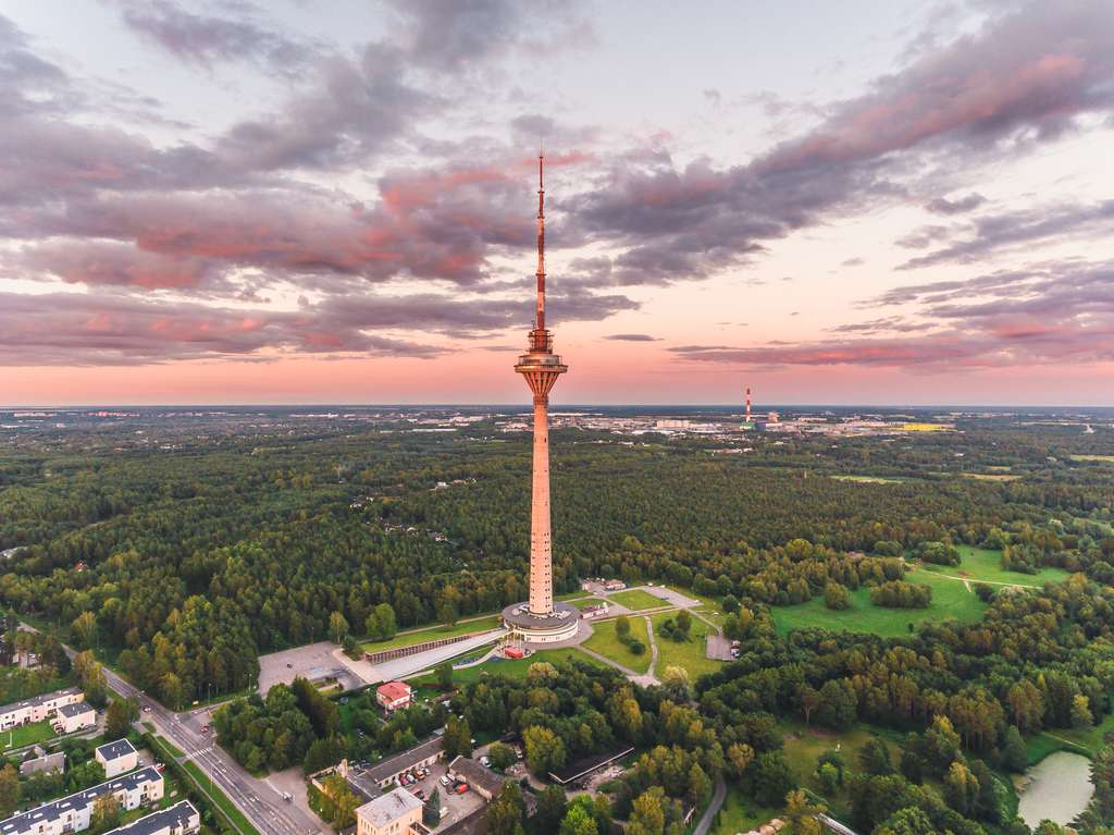 Wieża telewizyjna w Tallinie